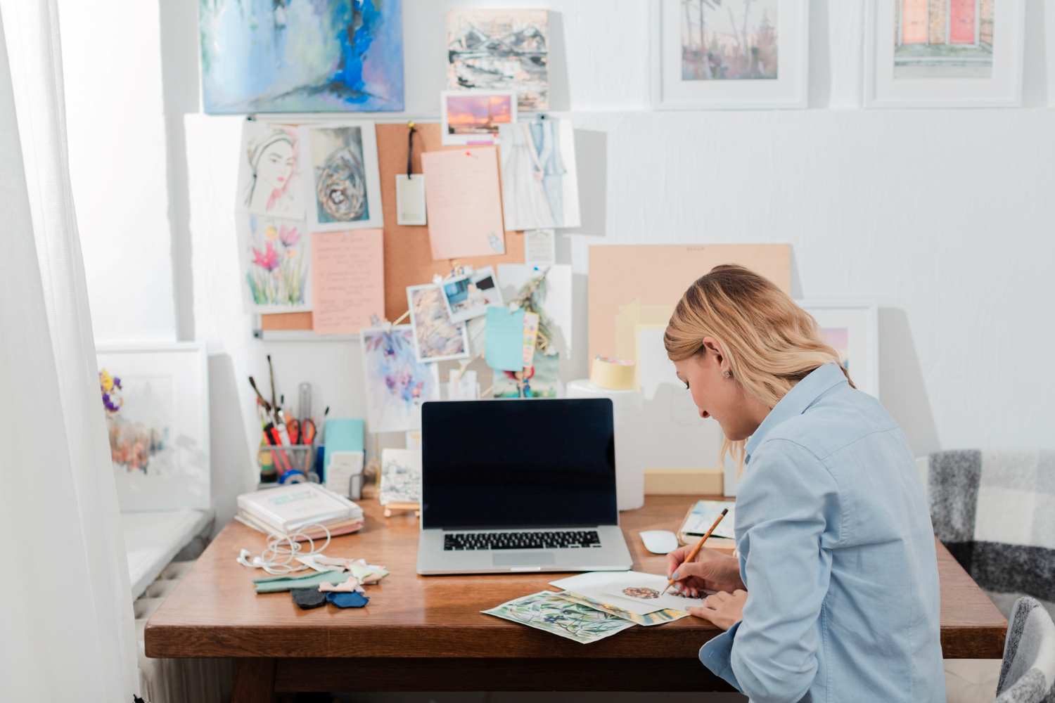 What Is Applied Arts illustration? A Complete Guide | Edison College Canada